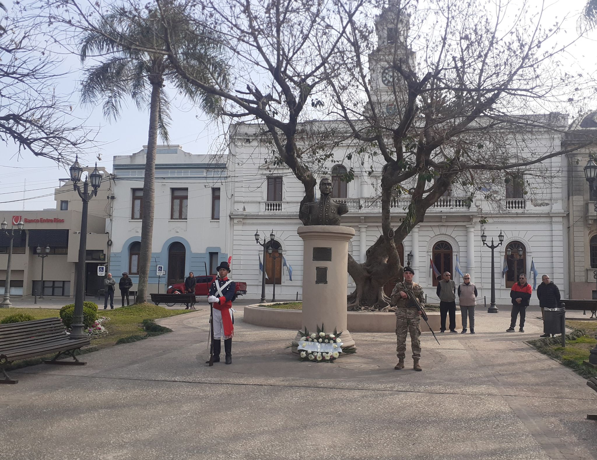 Se rindió homenaje al General José de San Martín en el 174° aniversario ...